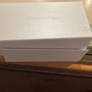 Van Cleef & Arpels | Accessories | Copy Copy Copy Van Cleef Arpels Box ...